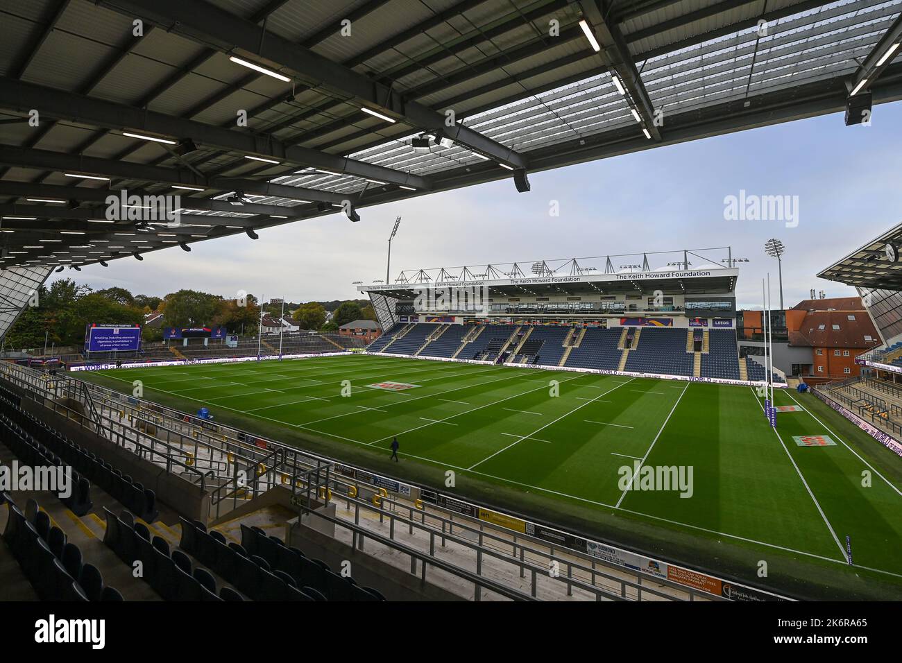 Headingley rugby league stadium view hi-res stock photography and ...