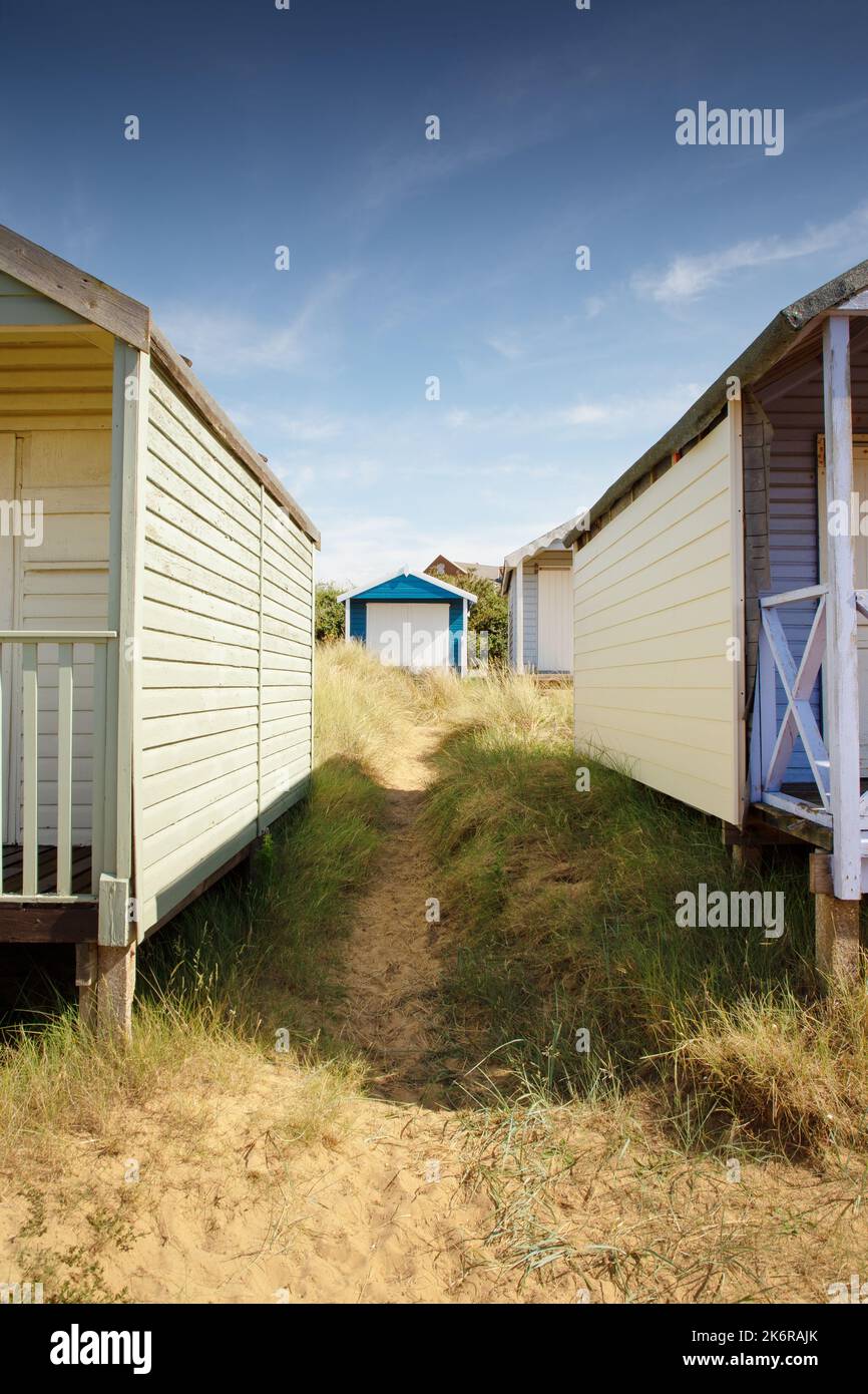 Weather shelter beach england hi-res stock photography and images - Alamy