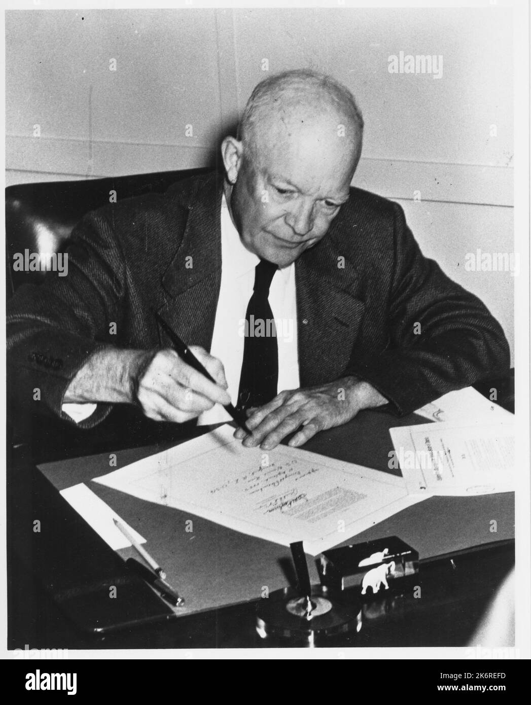 Photograph of President Dwight D. Eisenhower Signing the Civil Rights ...