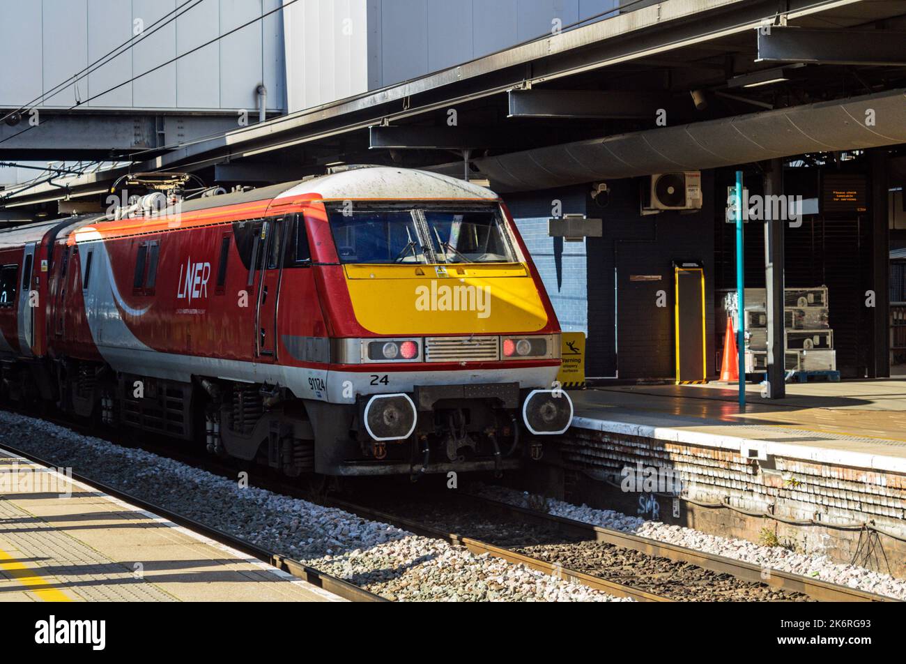 91124 at Leeds. Saturday 15th October 2022 Stock Photo - Alamy