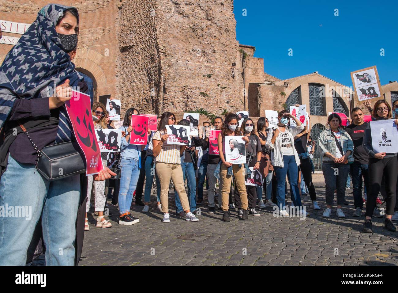 Democracy dying hi-res stock photography and images - Alamy