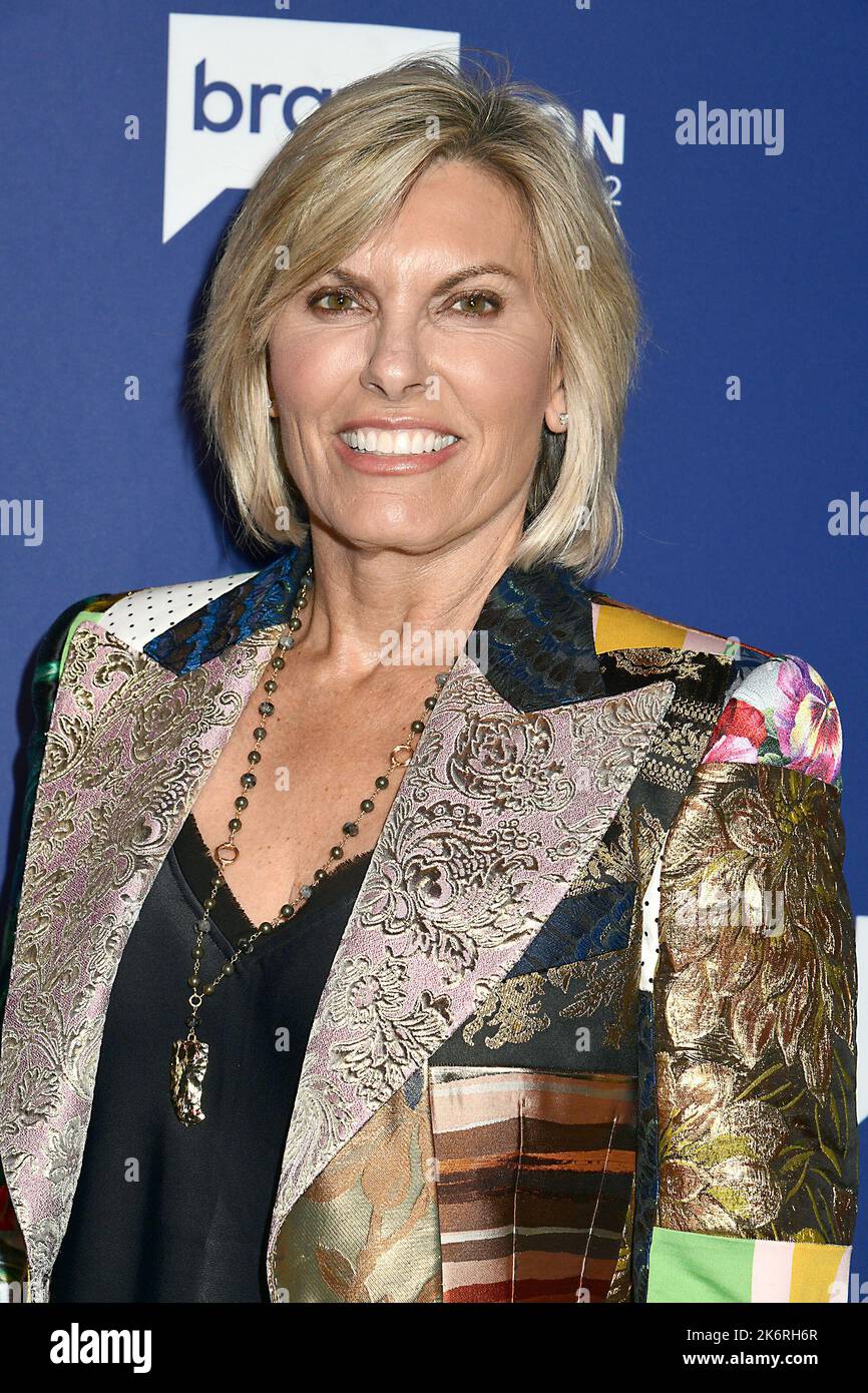 Captain sandy yawn hi-res stock photography and images - Alamy