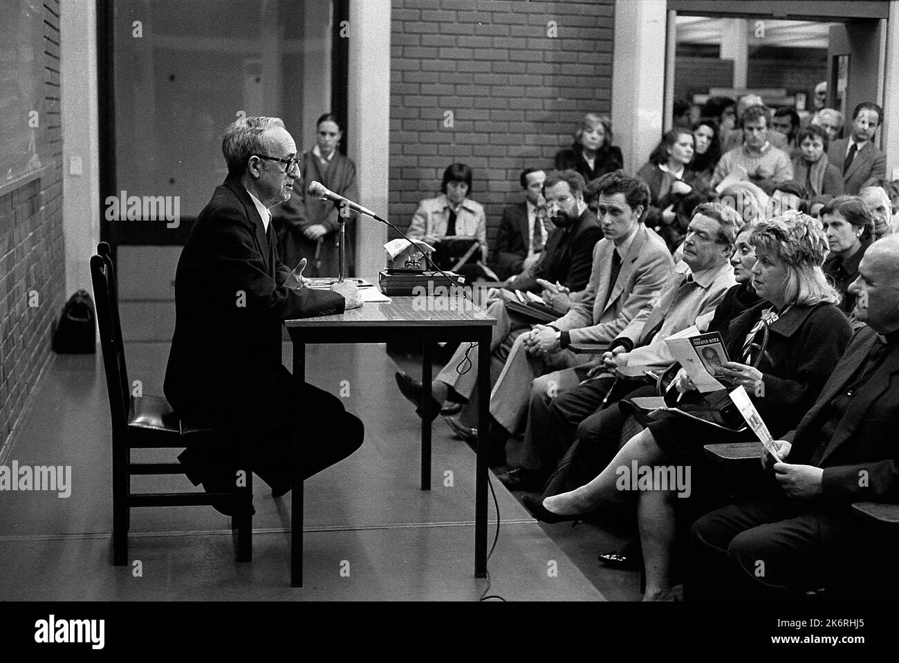 Jose ferrater mora hi-res stock photography and images - Alamy