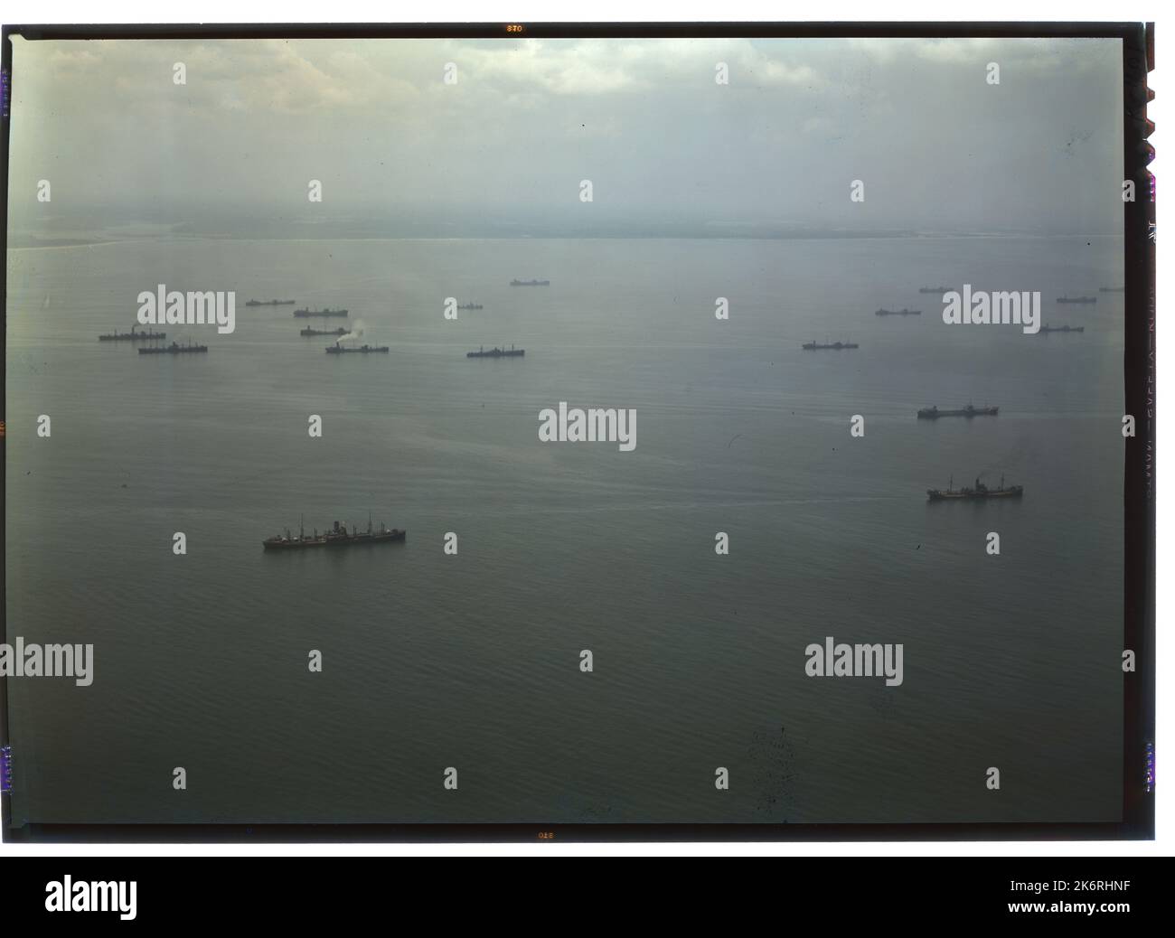 Convoy of troop ships hi-res stock photography and images - Alamy