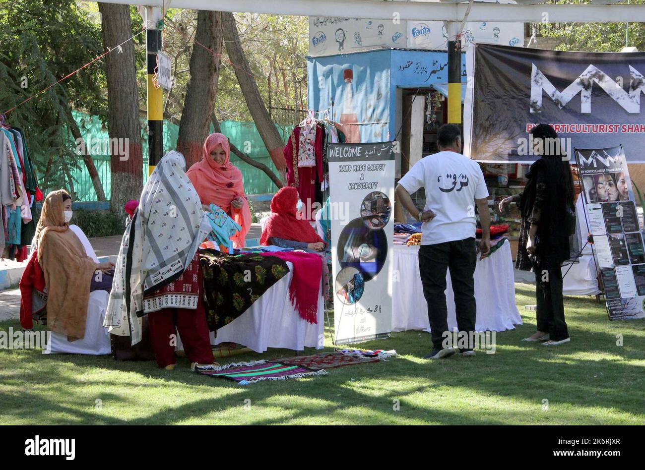 Visitors take keen interest at stalls during Women Empowerment Expo ...