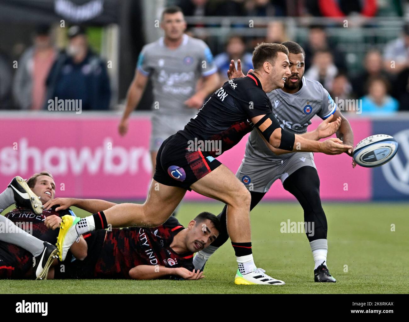Barnet, United Kingdom. 15th Oct, 2022. Premiership Rugby. Saracens V ...