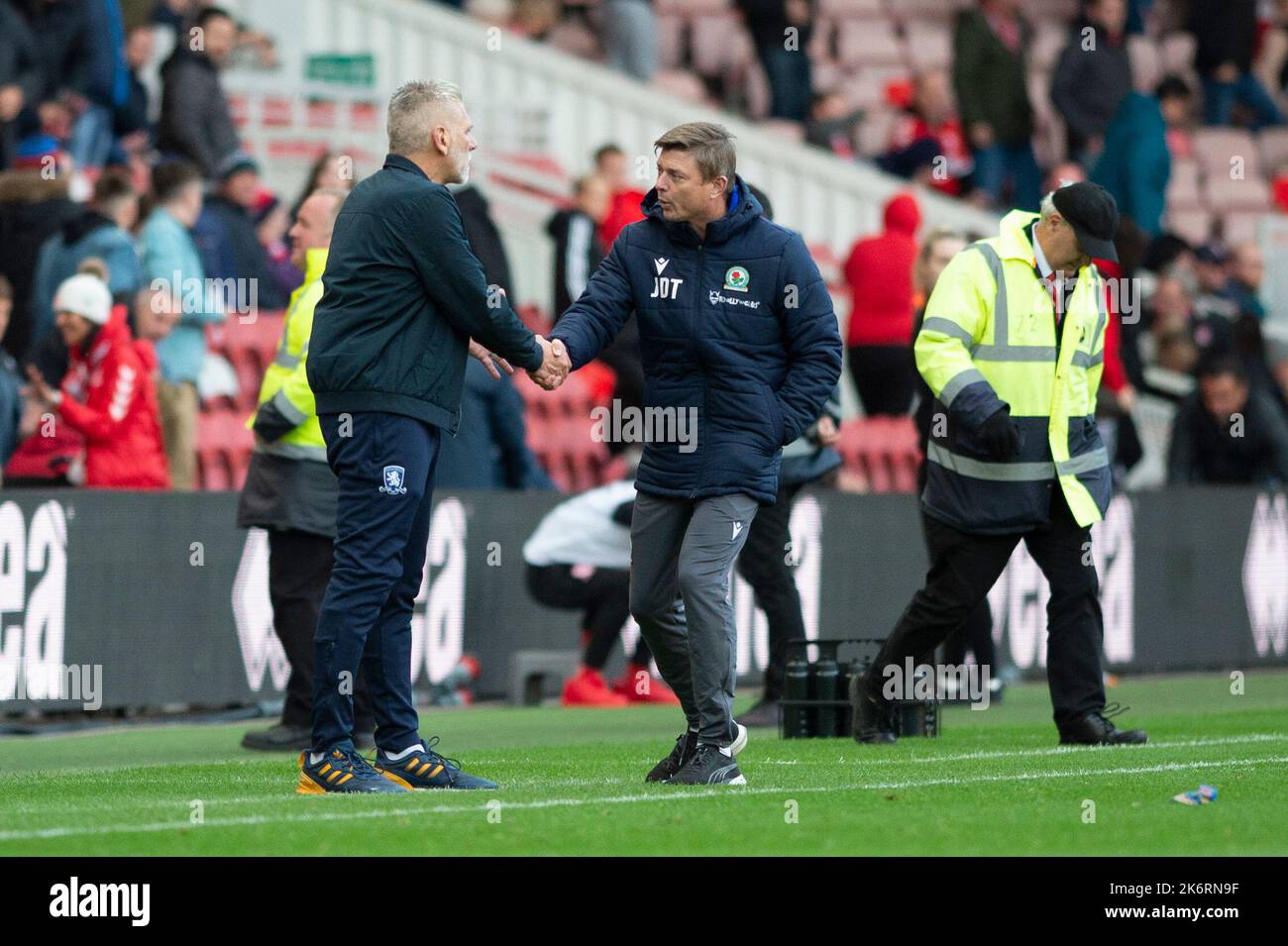 Middlesbrough interim Manager Leo Percovich shakes the hand of ...