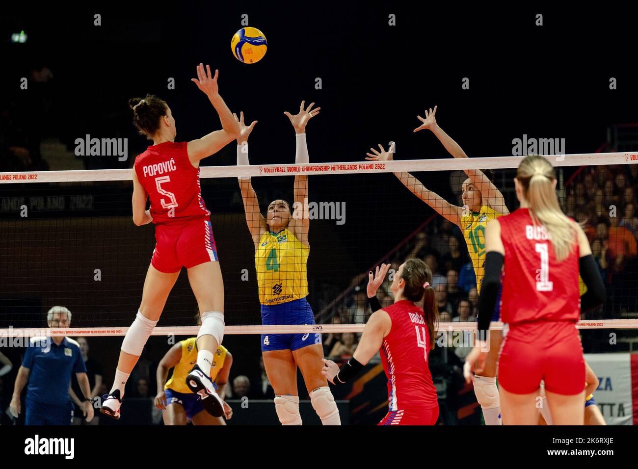APELDOORN - Mina Popovic of Serbia against Ana Carolina Da Silva and ...