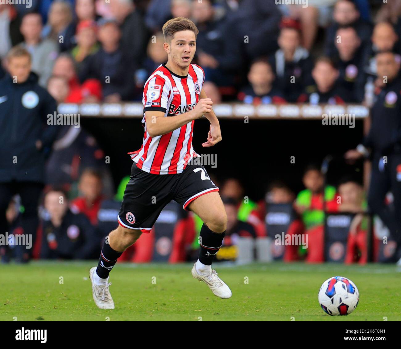 James McAtee #28 of Sheffield United during the Sky Bet Championship ...