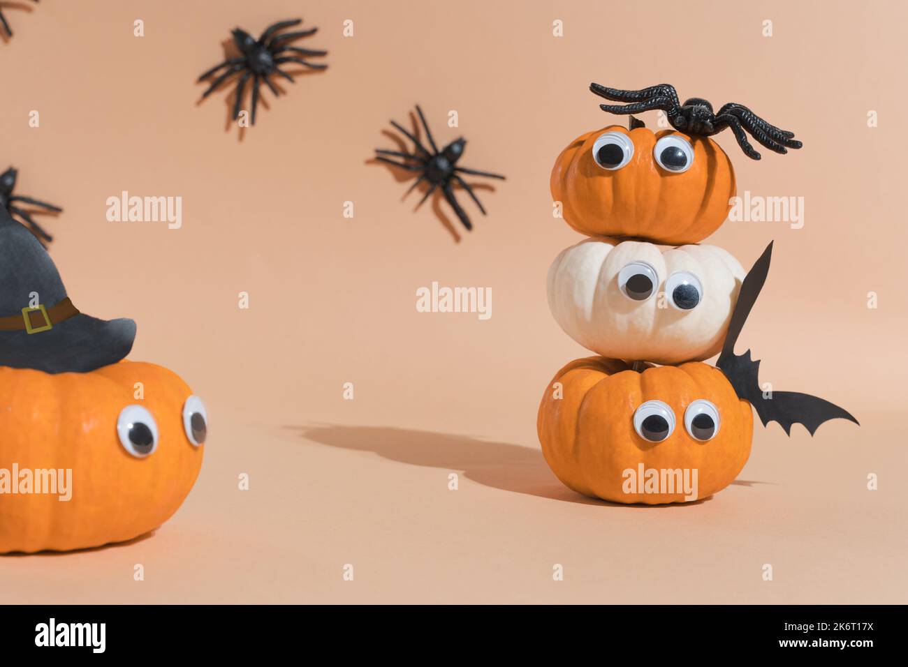 Cartoon kids faces set hi-res stock photography and images - Alamy