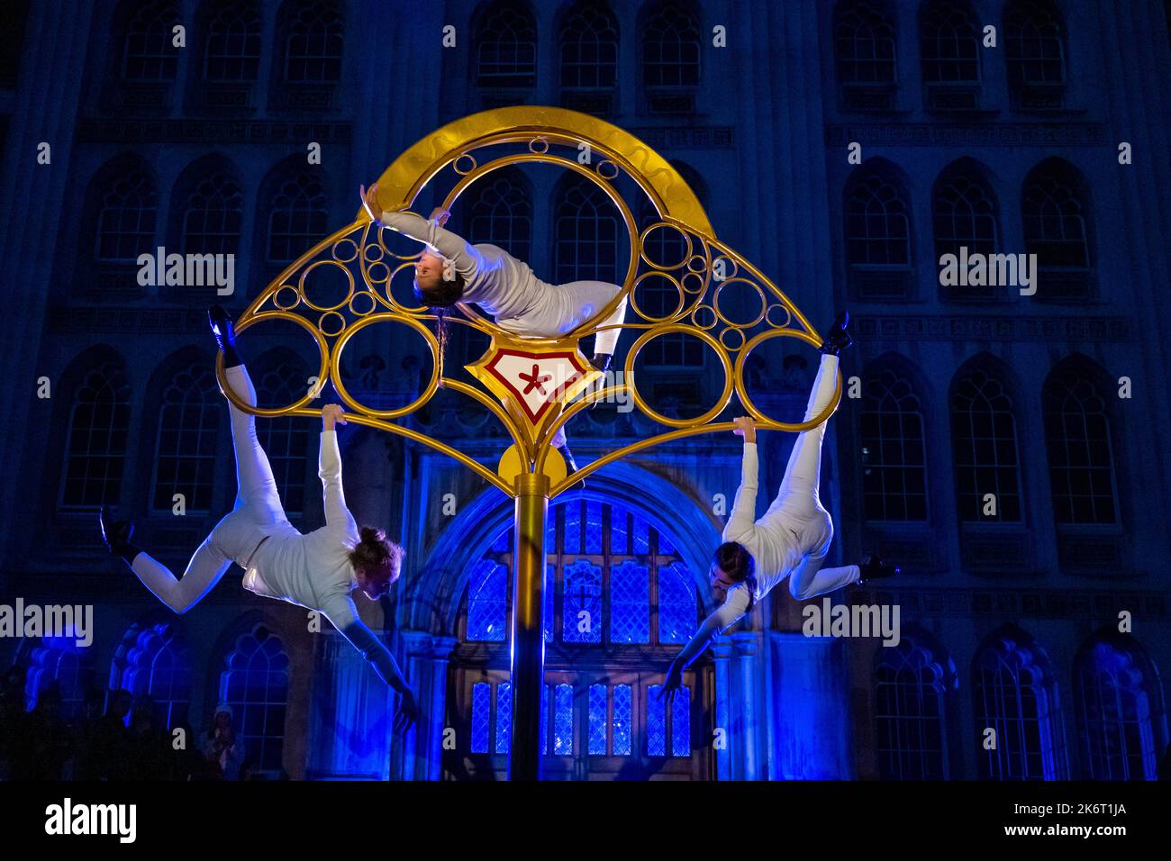 London, UK. 15 October 2022. Circus performers from Chivaree Circus ...