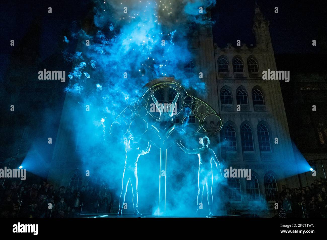 London, UK. 15 October 2022. Circus performers from Chivaree Circus ...
