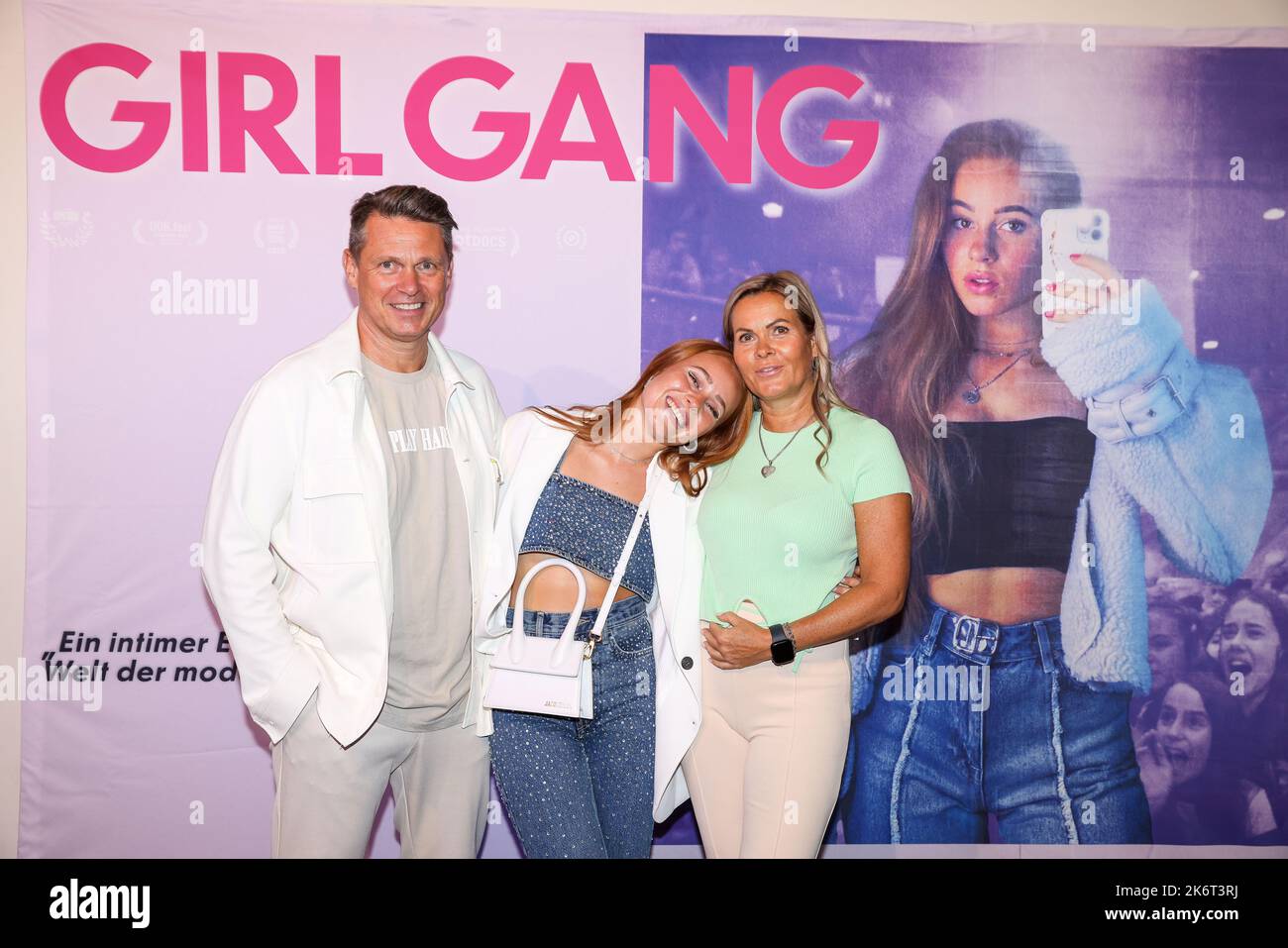 Berlin, Germany. 15th Oct, 2022. Leonie Kullik "Leoobalys" (M) comes ...
