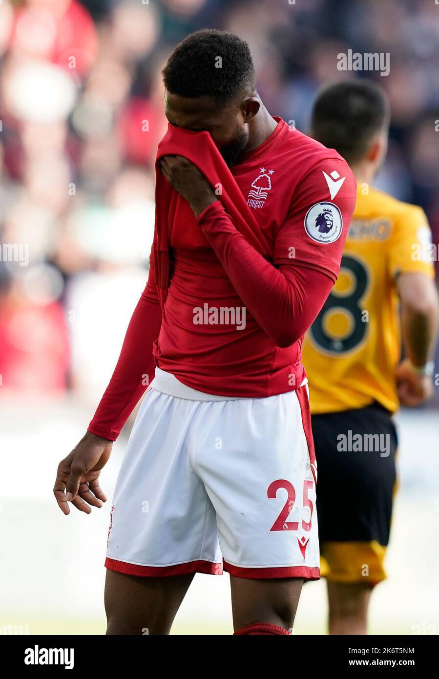 Emmanuel dennis nottingham forest hi-res stock photography and images ...