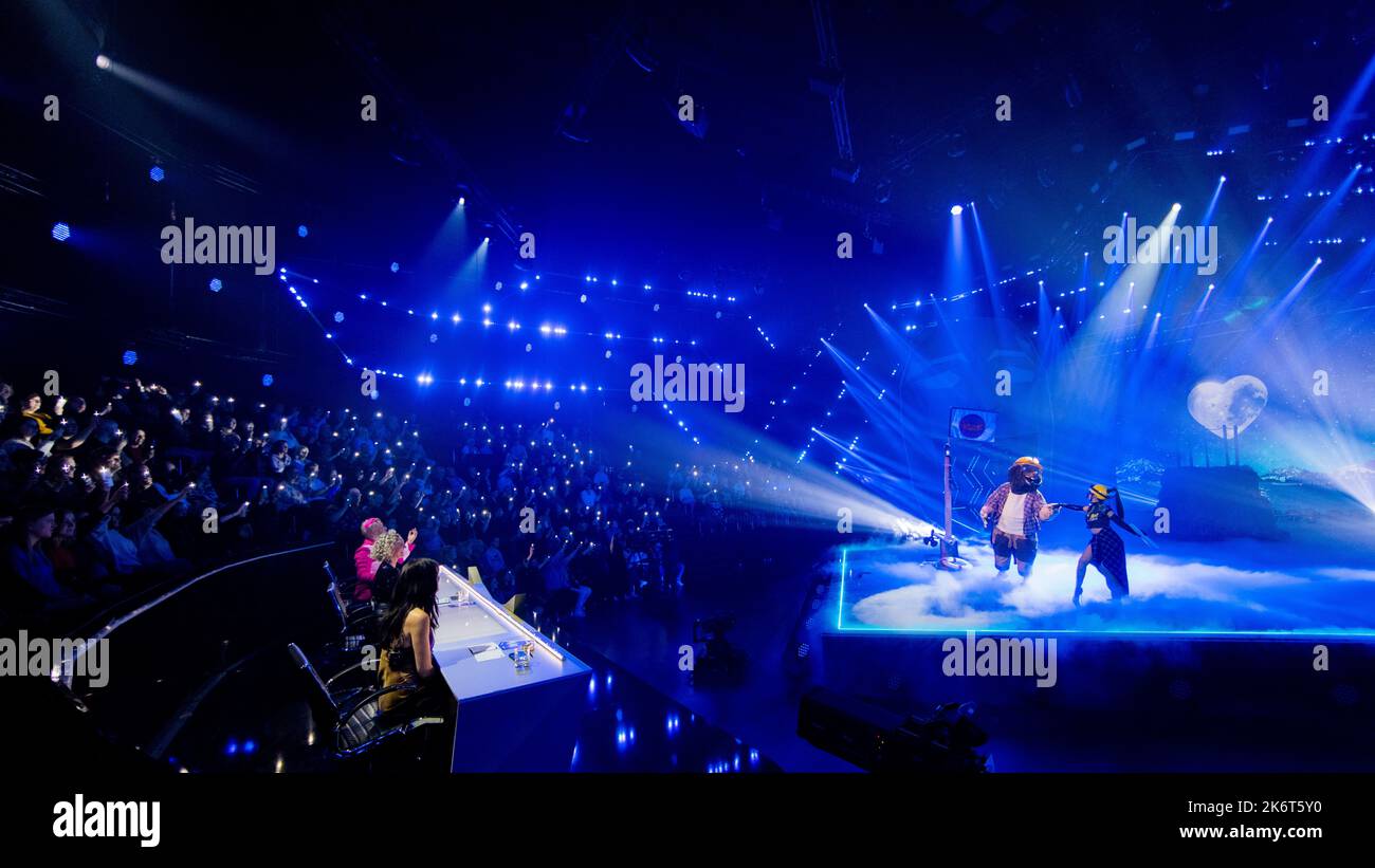 Cologne, Germany. 15th Oct, 2022. The character "The Mole" is on stage ...