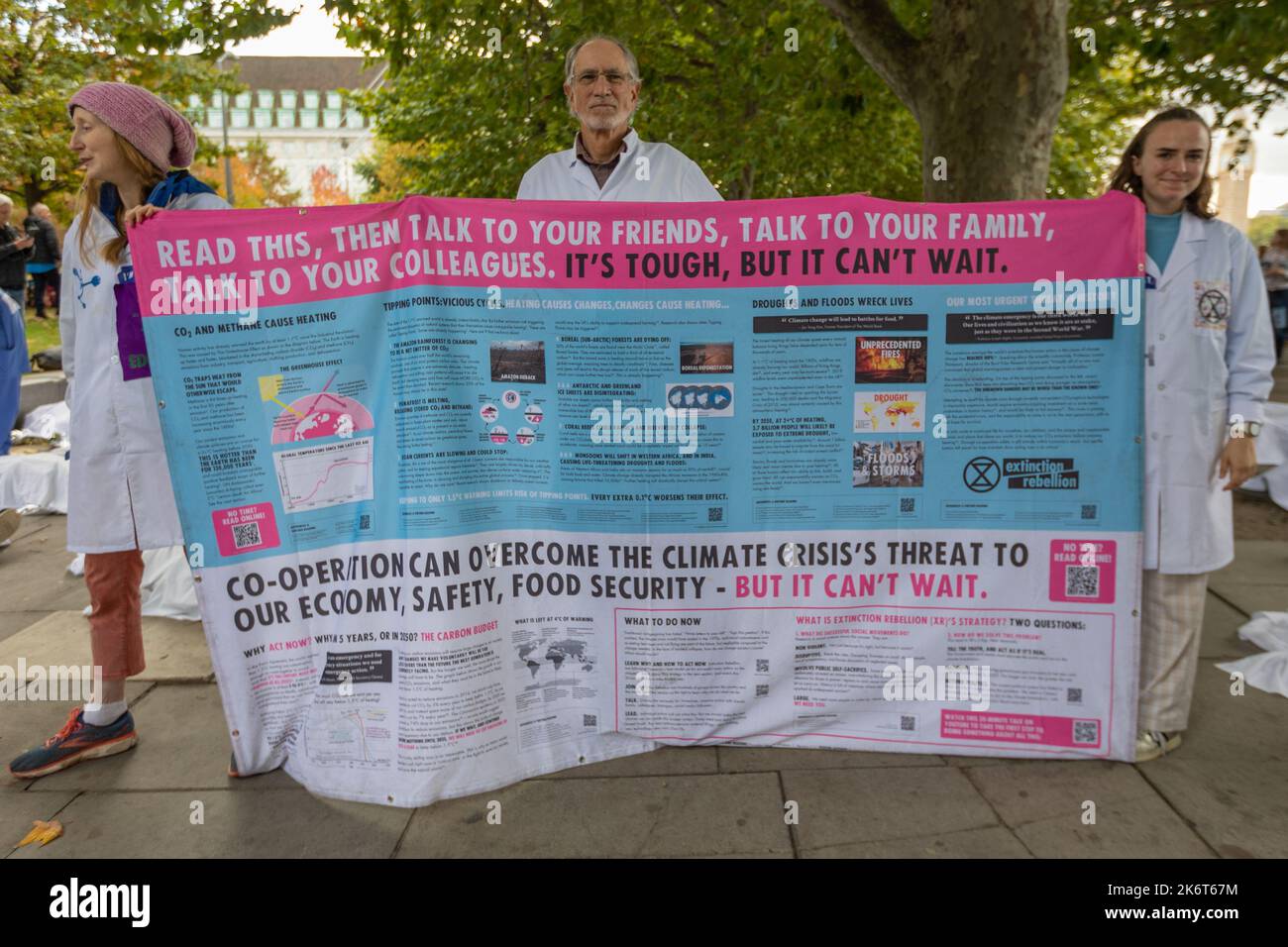 London, UK. 15th Oct, 2022. Doctors and Scientists for extinction ...
