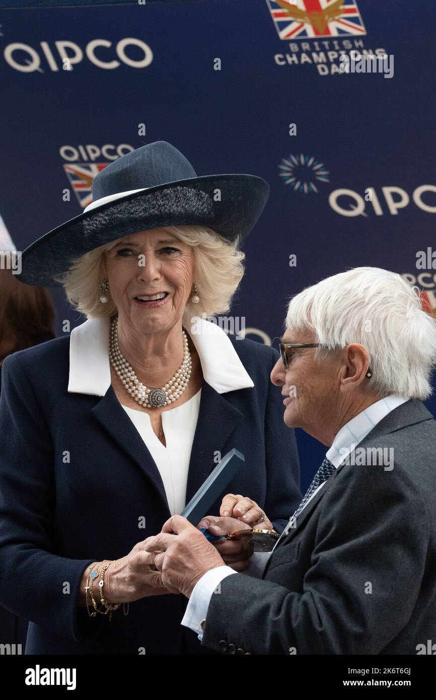 Ascot, Berkshire, UK. 15th October, 2022. Willie Carson and Lady Cecil ...