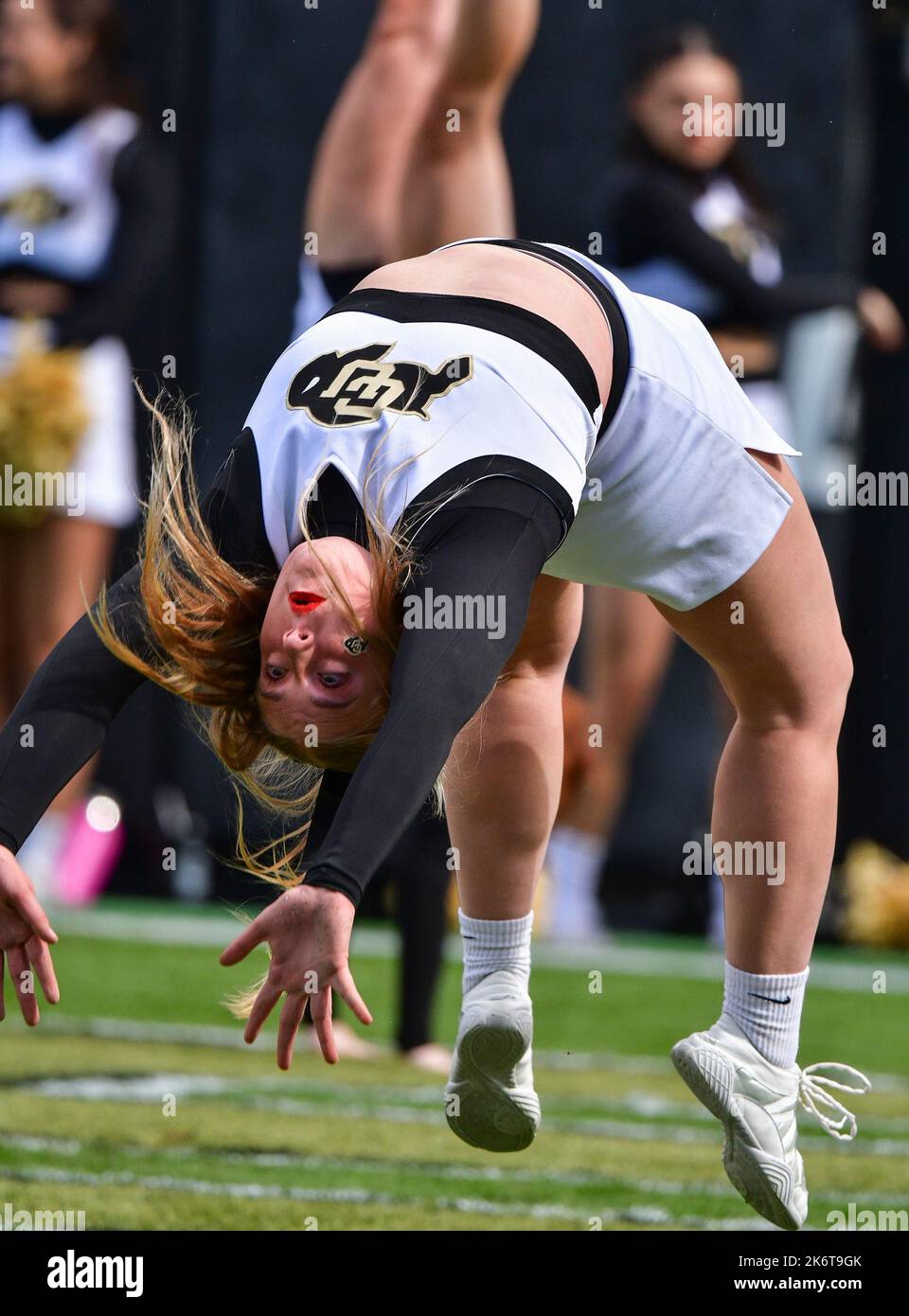 Boulder, CO, USA. 15th Oct, 2022. A Colorado cheerleader does a ...