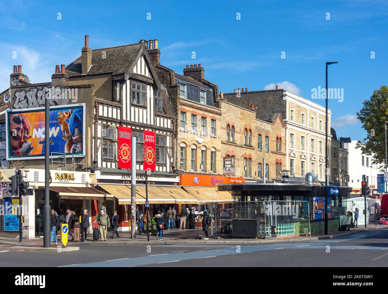 Whitechapel road shops shopping market stalls the london borough hi-res ...