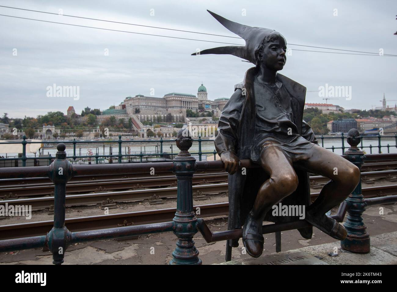 Promenade railings hi-res stock photography and images - Alamy
