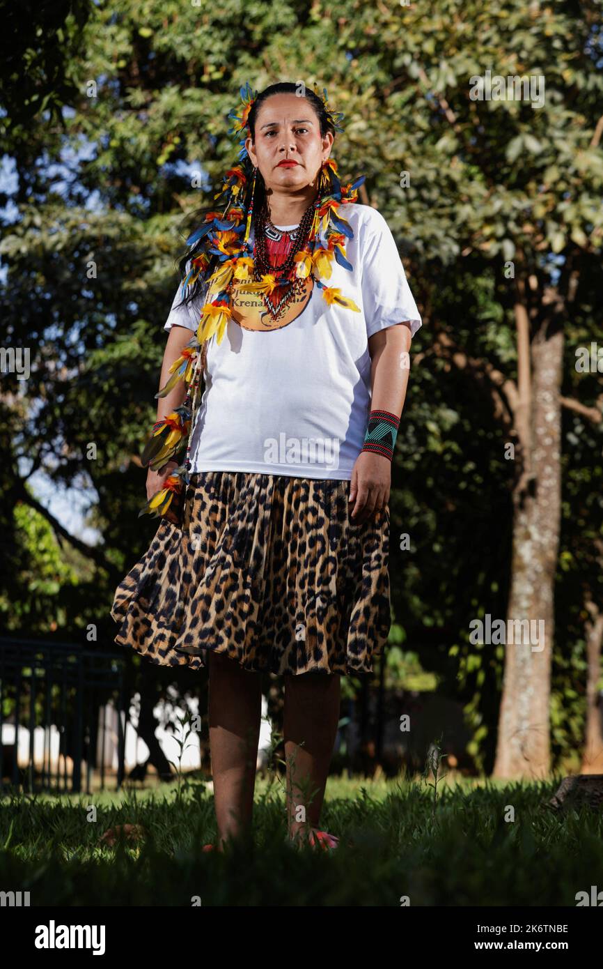 Krenak people hi-res stock photography and images - Alamy