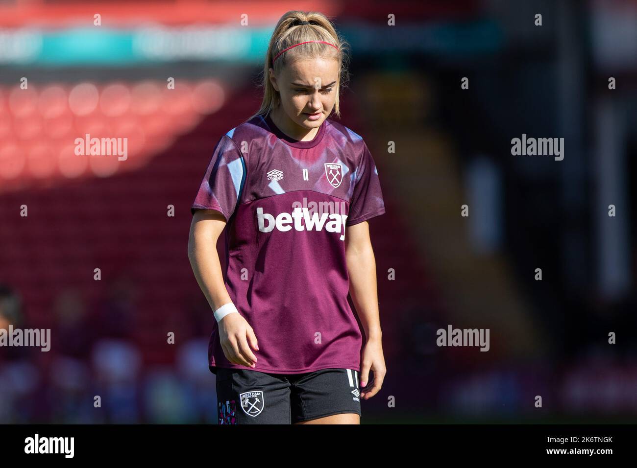 Izzy atkinson hi-res stock photography and images - Alamy