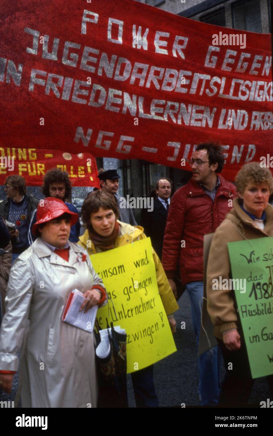 11 march 1982 hi-res stock photography and images - Alamy