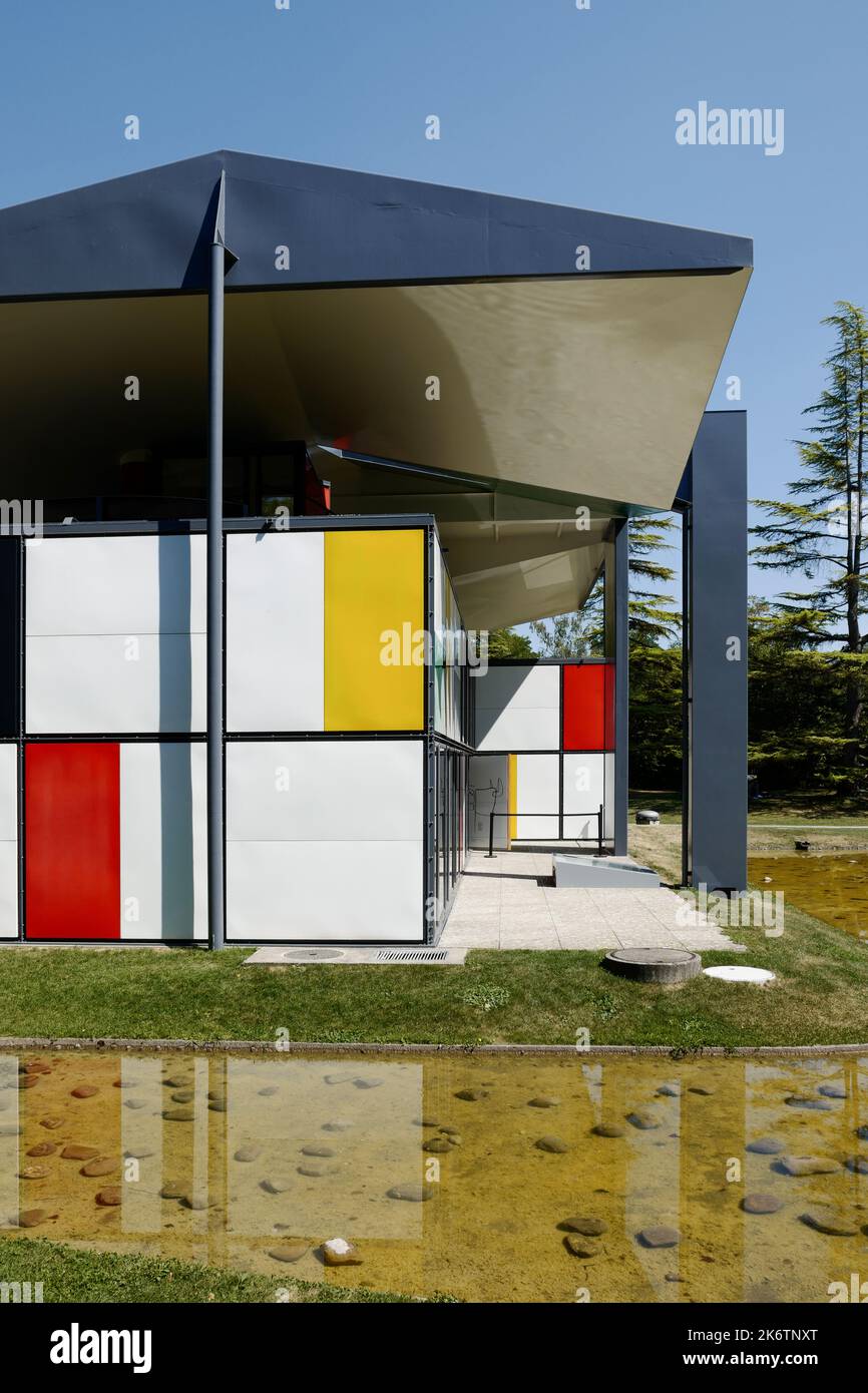 Pavillon Le Corbusier (previously Centre Le Corbusier / Heidi Weber ...