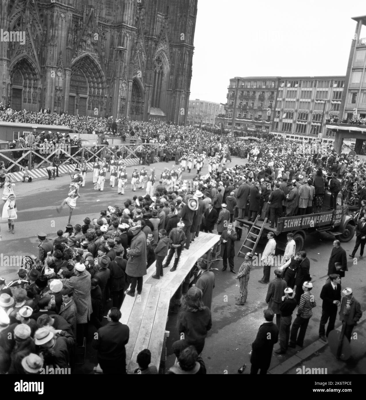 Carnival society Black and White Stock Photos & Images - Alamy