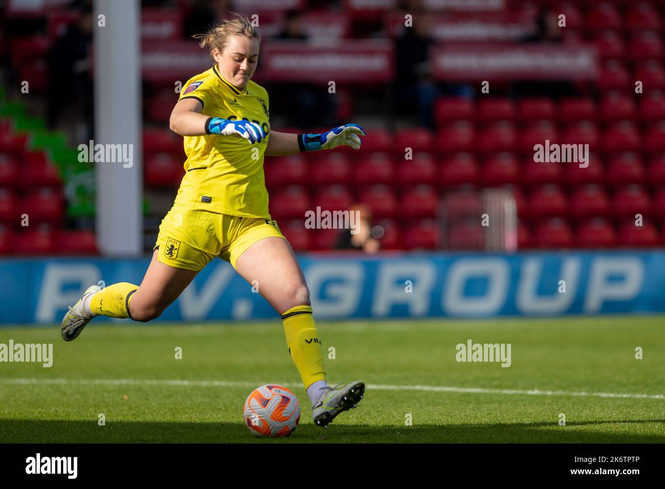 15th October 2022. Anna Leat. Barclays Women’s Super League game ...