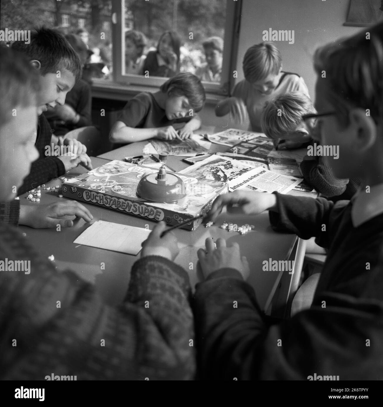 The year 1966 hi-res stock photography and images - Alamy