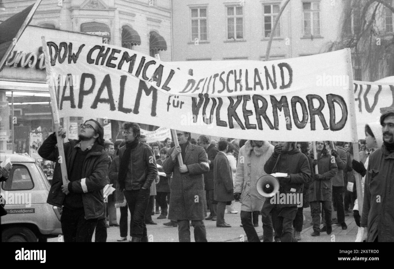 The US Army's waging of war in Vietnam, Cambodia and Laos met with ...