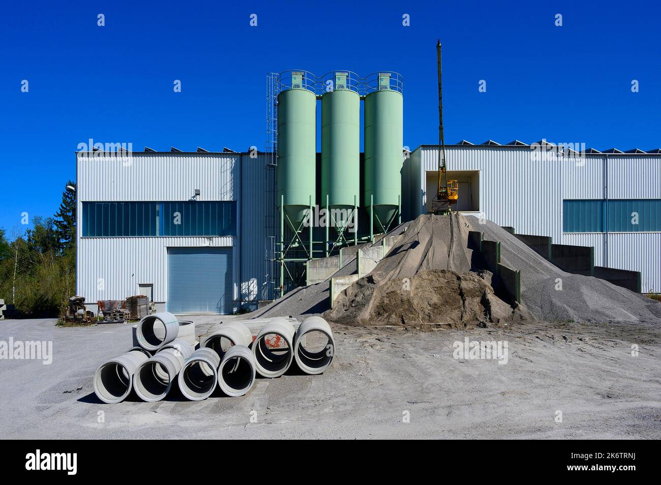 Steel silos and concrete pipes, precast concrete parts, precast ...