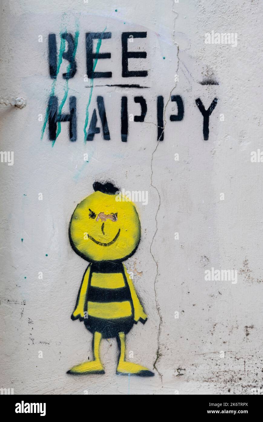 Bee Happy, Happy, Graffiti, Athens, Greece Stock Photo - Alamy