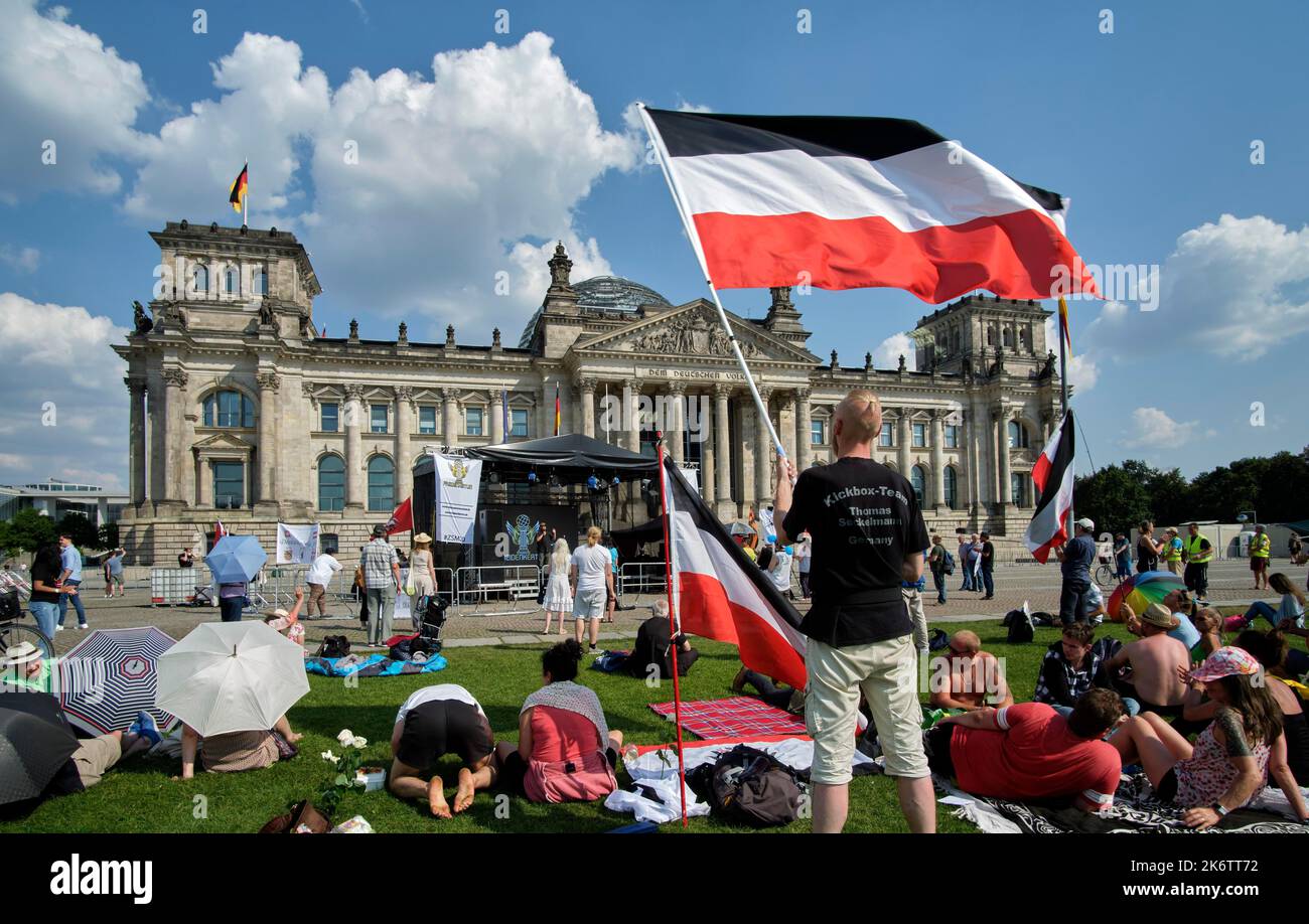 Germany, Berlin, 15. 08. 2020, Reichsbuerger rally in front of the ...