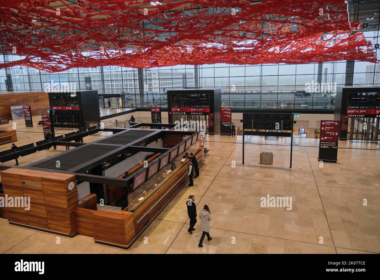 Germany, Berlin, 25. 11. 2020, BER, Handling, Terminal 1, Flying Carpet ...