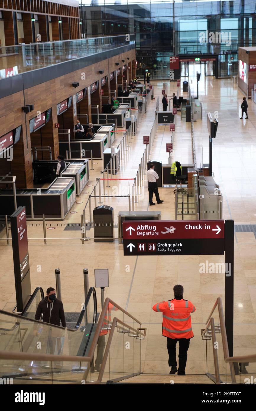 Germany, Berlin, 25. 11. 2020, BER, check-in, Terminal 1 Stock Photo ...