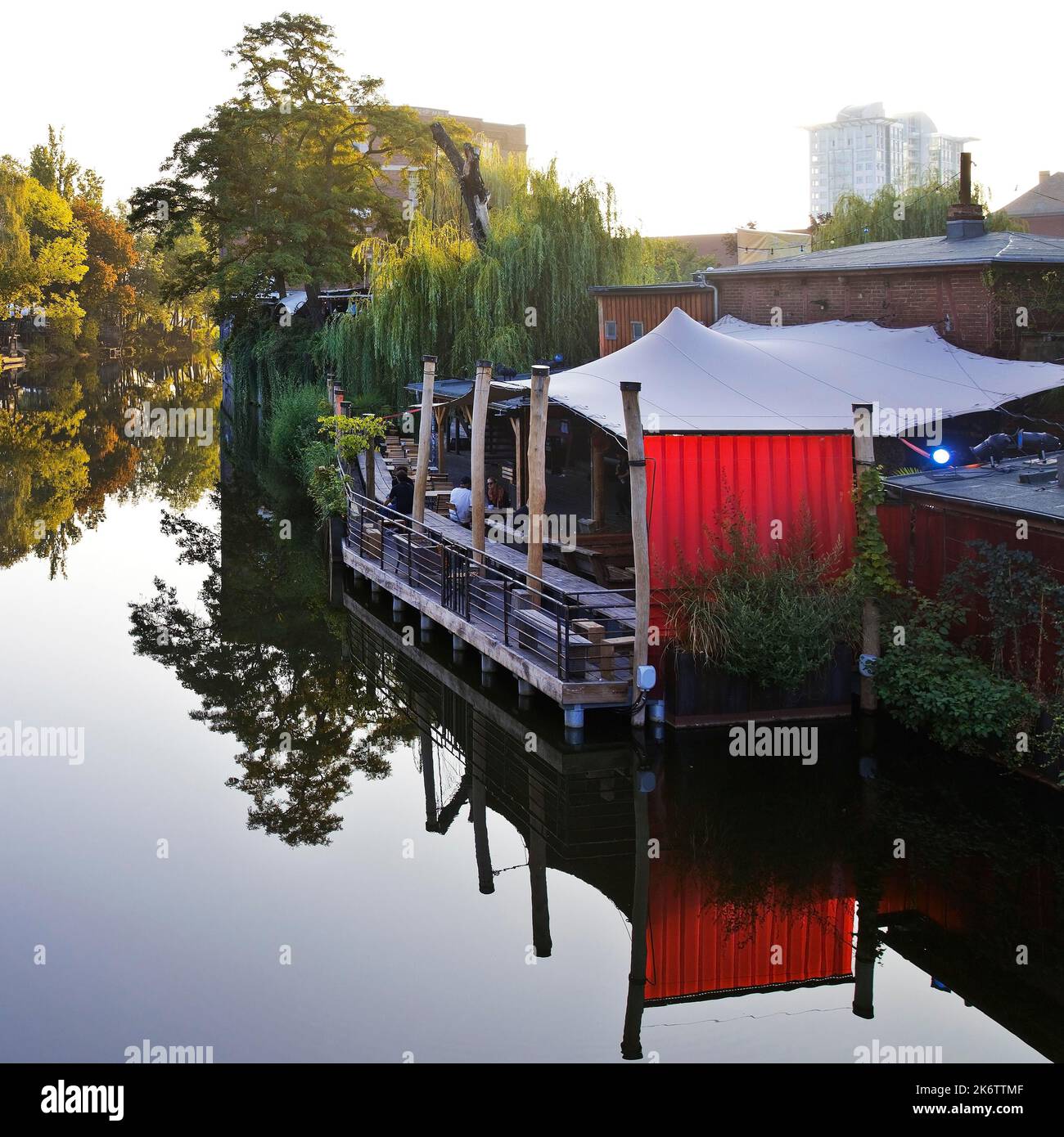 Flutgraben in the early morning with the restaurant Freischwimmer and ...