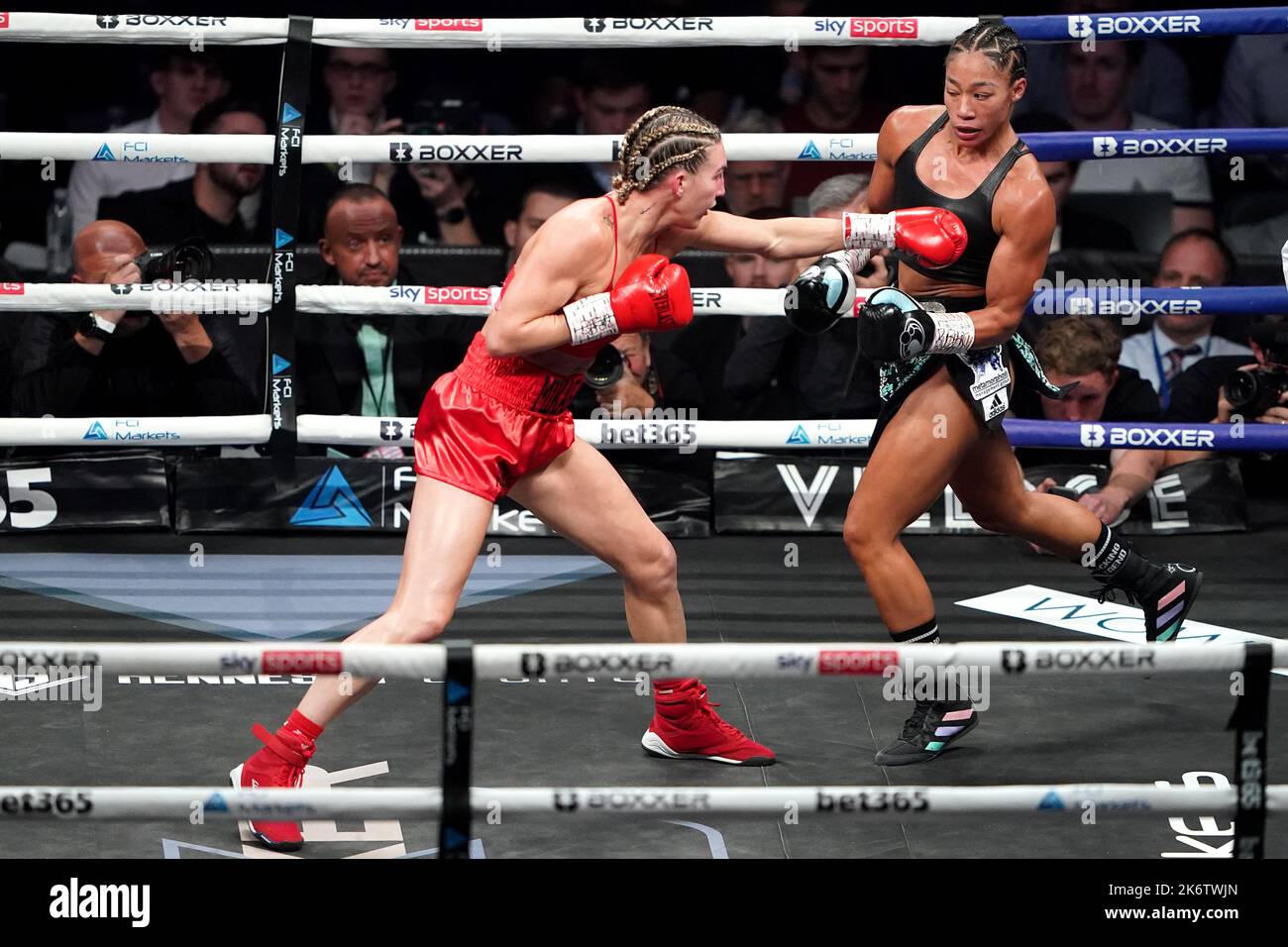 Alycia baumgardner hi-res stock photography and images - Alamy