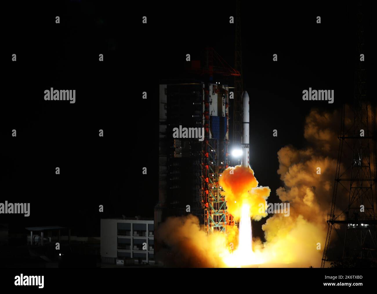 XICHANG, CHINA - OCTOBER 15, 2022 - China blasts off the Remote-sensing ...