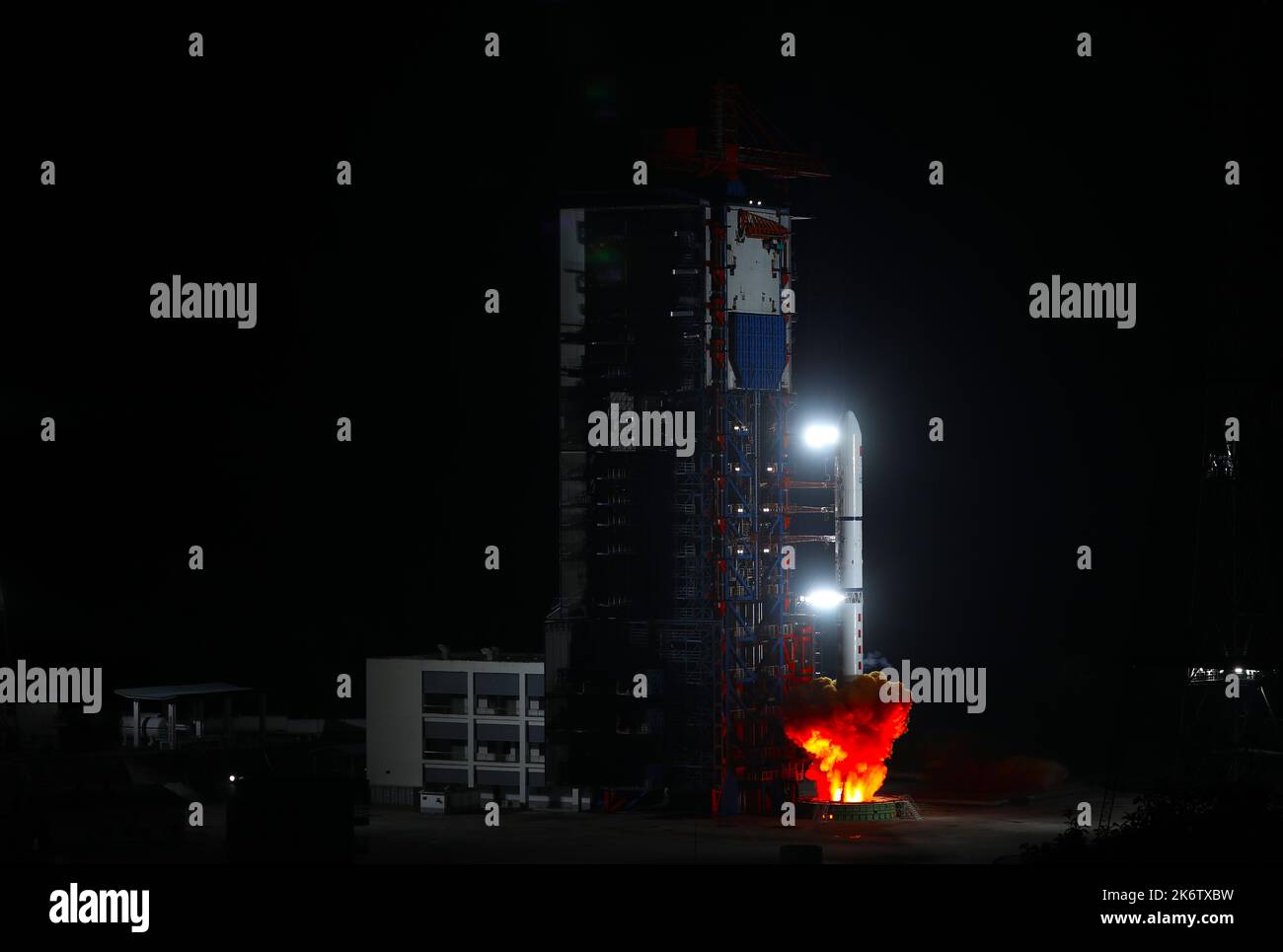XICHANG, CHINA - OCTOBER 15, 2022 - China blasts off the Remote-sensing ...