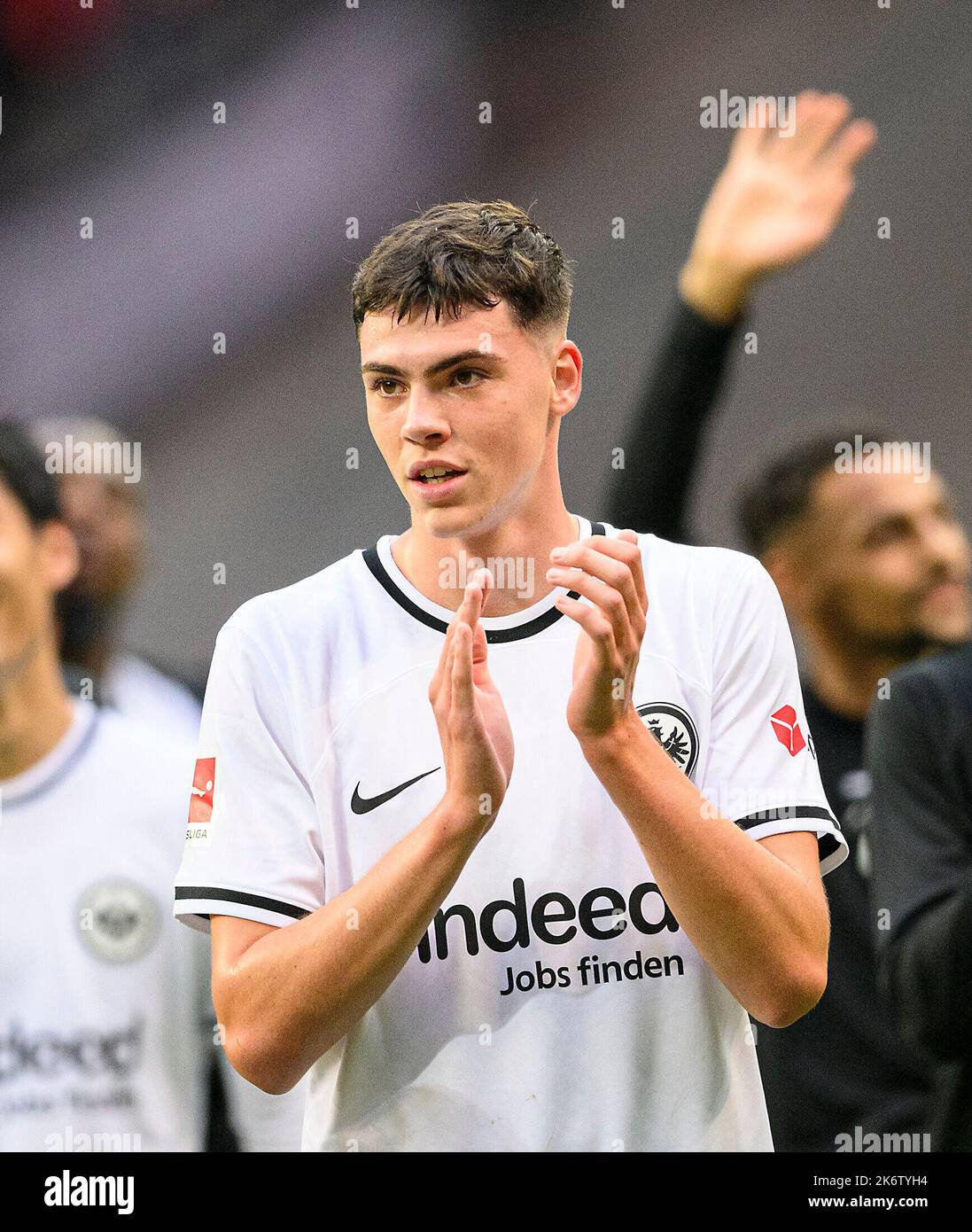 Marcel WENIG (F) on the lap of honor, clapping, clapping, soccer 1st ...