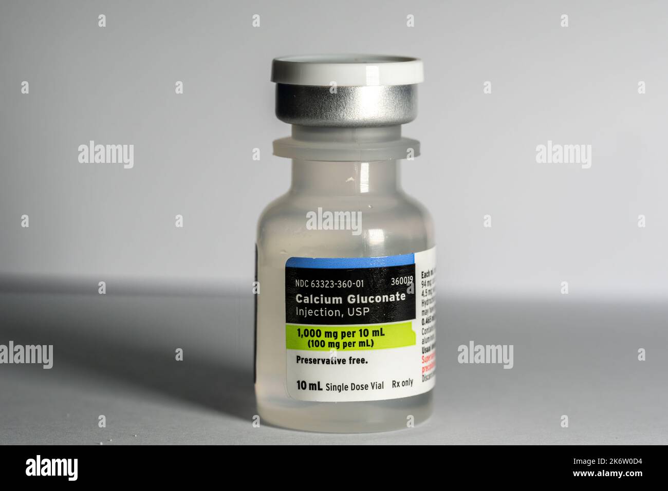 calcium gluconate injection Stock Photo - Alamy