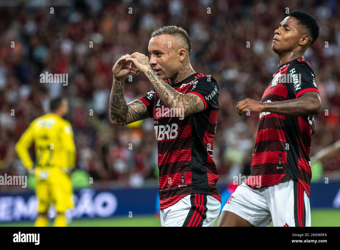 Rio De Janeiro, Brazil. 15th Oct, 2022. MG held at Maracanã Stadium for ...