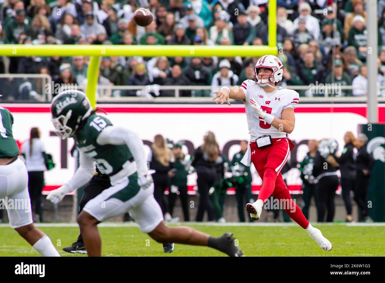 East Lansing, Michigan, USA. 15th Oct, 2022. Wisconsin quarterback ...