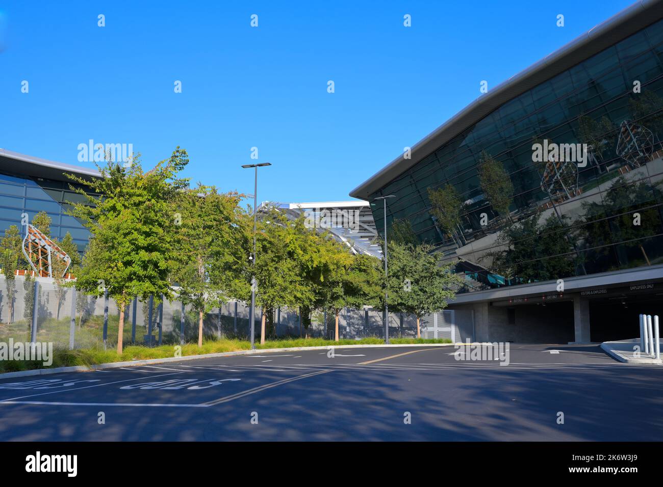 The impressive headquarters and new campus of Nvidia Corp. in Silicon ...