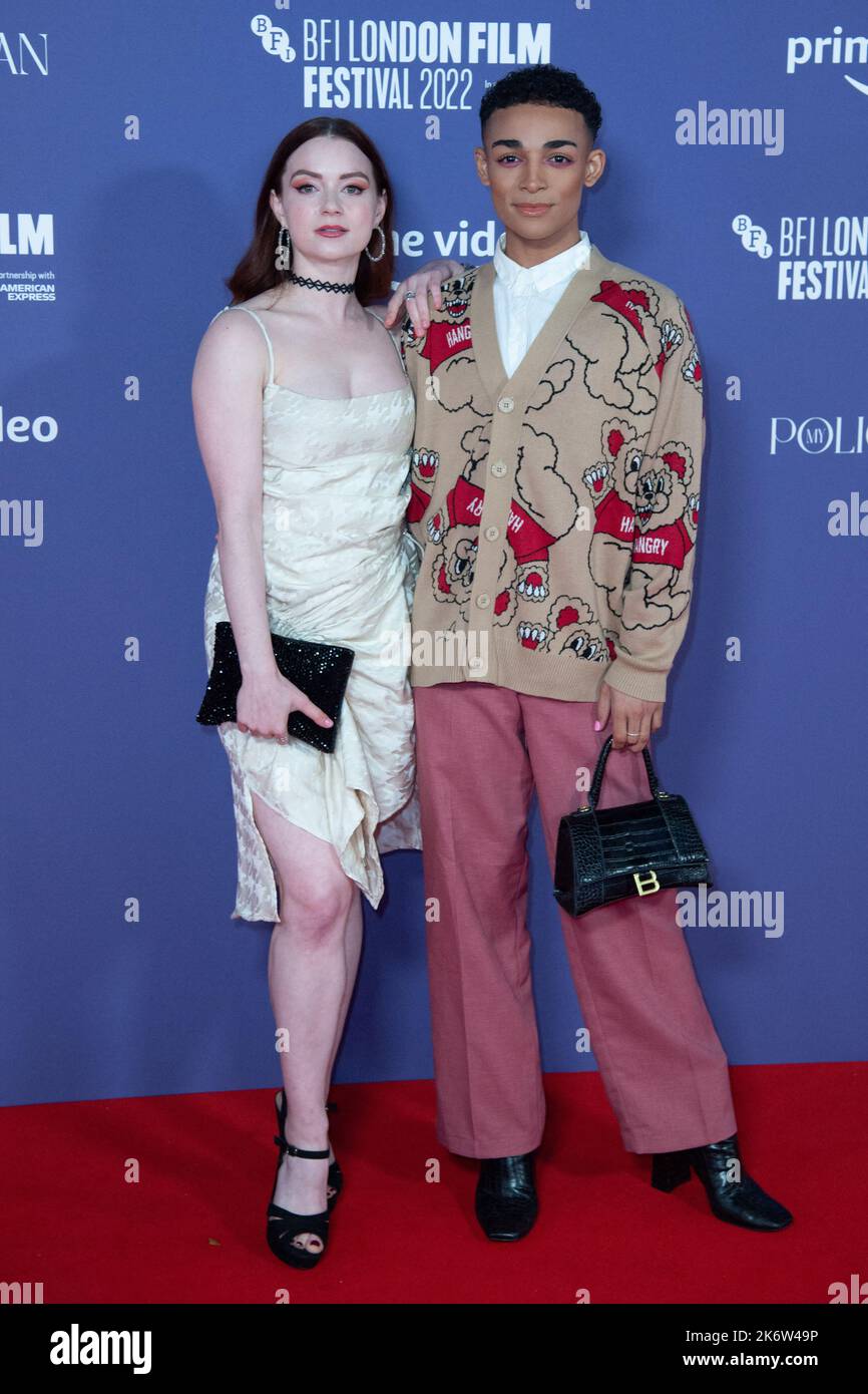 London, UK. 15th Oct, 2022. Alex Thomas-Smith and guest attending the ...