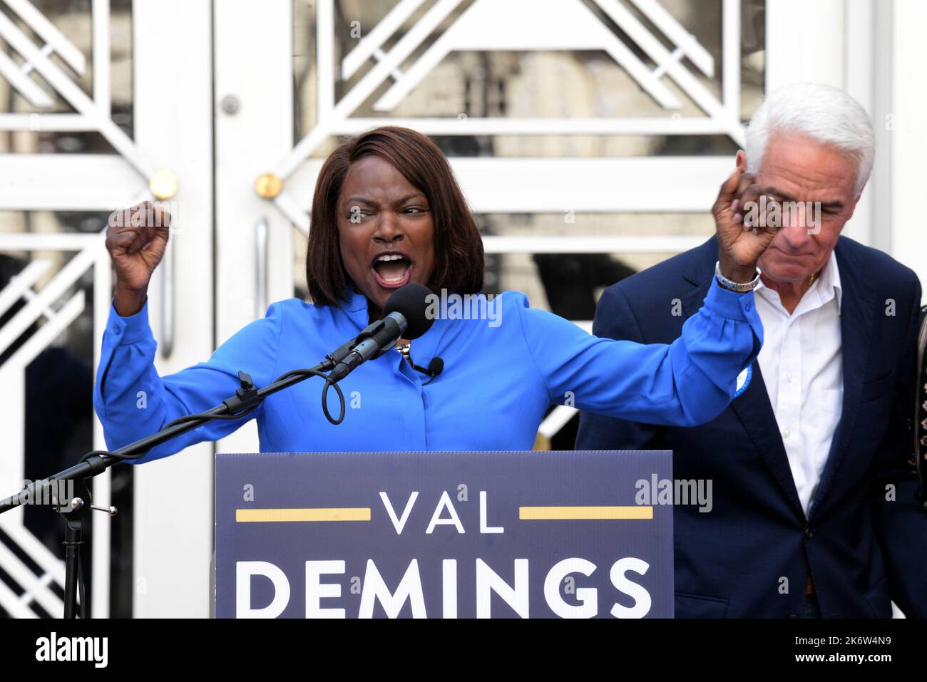 2022 mid terms hi-res stock photography and images - Alamy