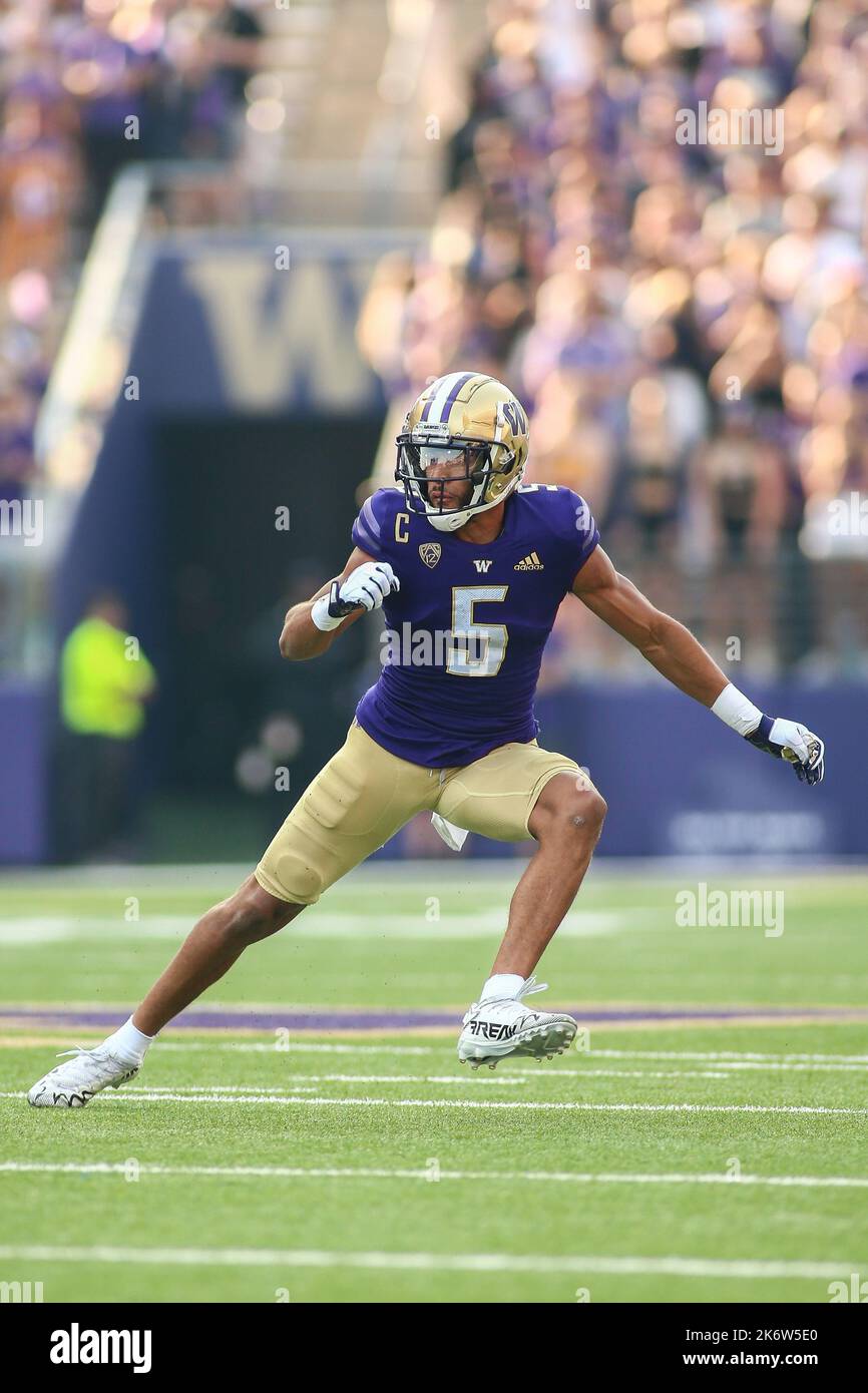 Seattle, WA, USA. 15th Oct, 2022. Washington Huskies defensive back ...