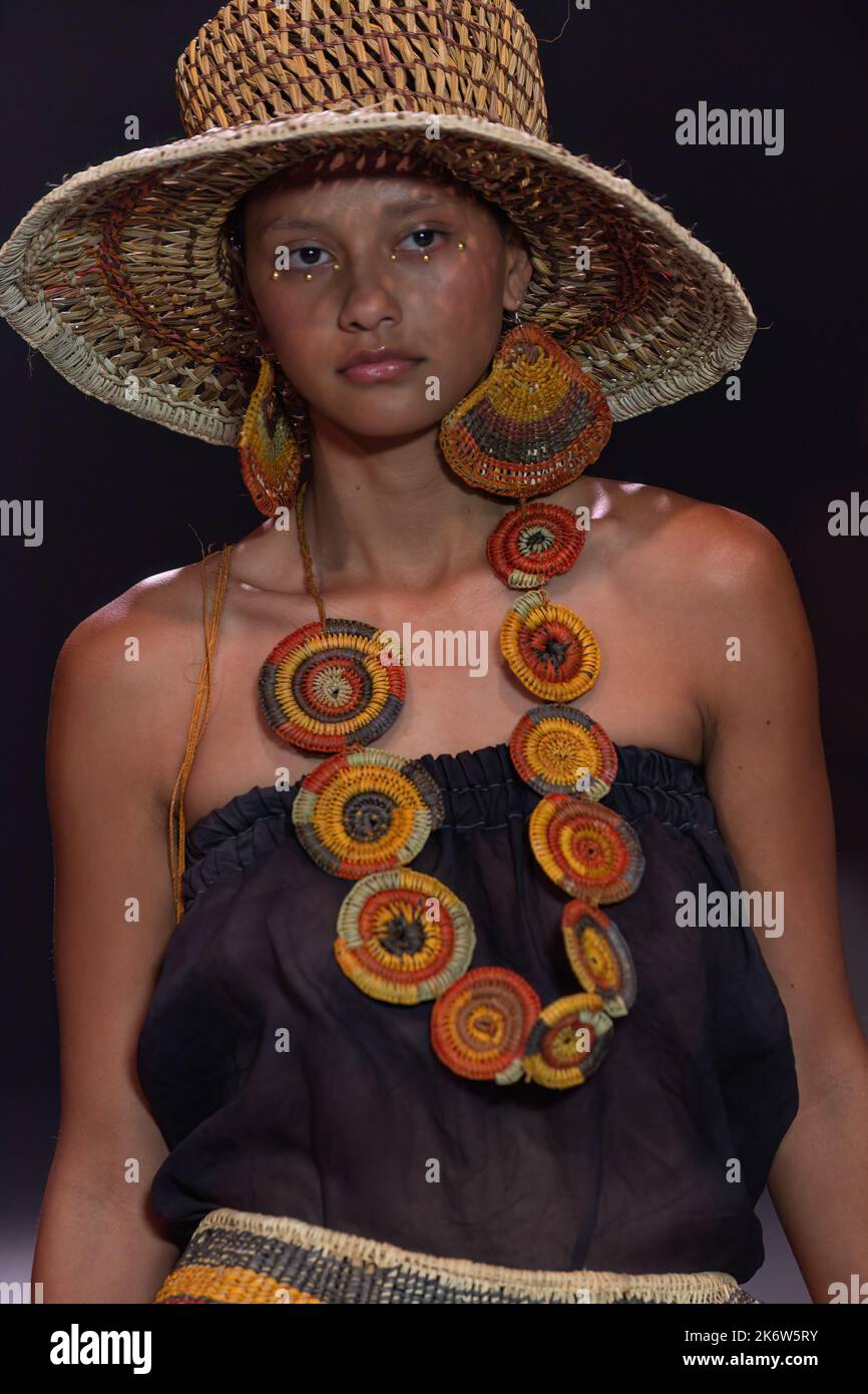A model dressed in a design by Gapuwiyak Culture and Arts with Aly de Groot during the Ganbu ...